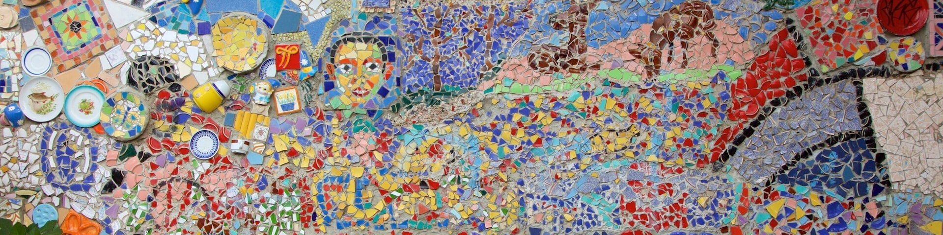 Metelkova which includes outdoor art and a small town or village