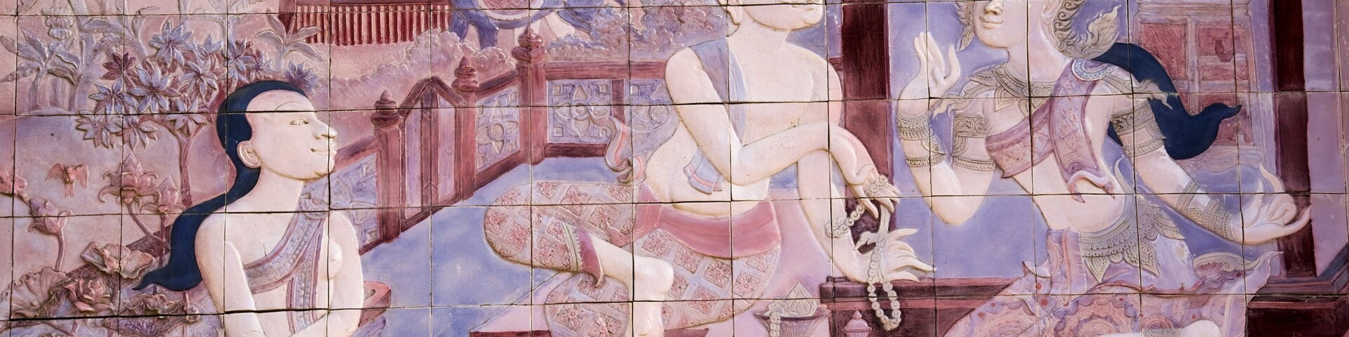 Parque Nacional de Doi Inthanon que inclui arte ao ar livre e aspectos religiosos