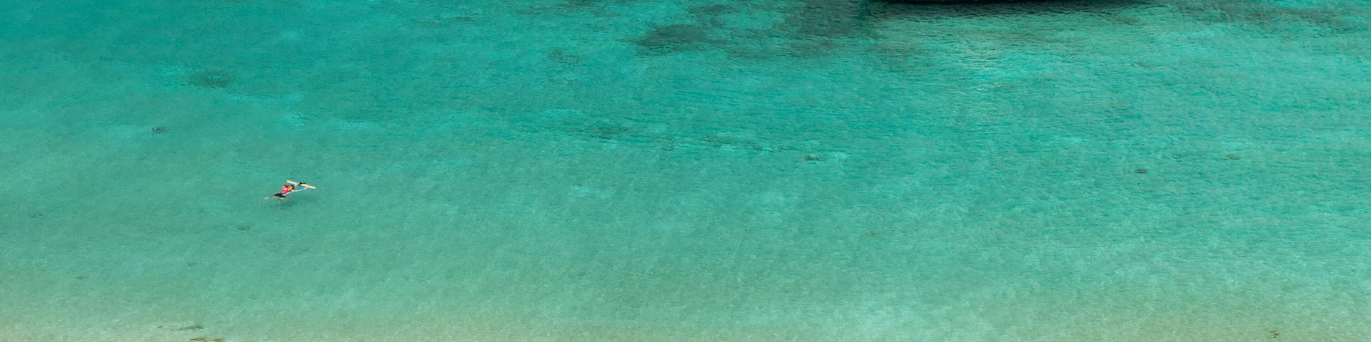 Colombier Beach showing a beach, general coastal views and tropical scenes
