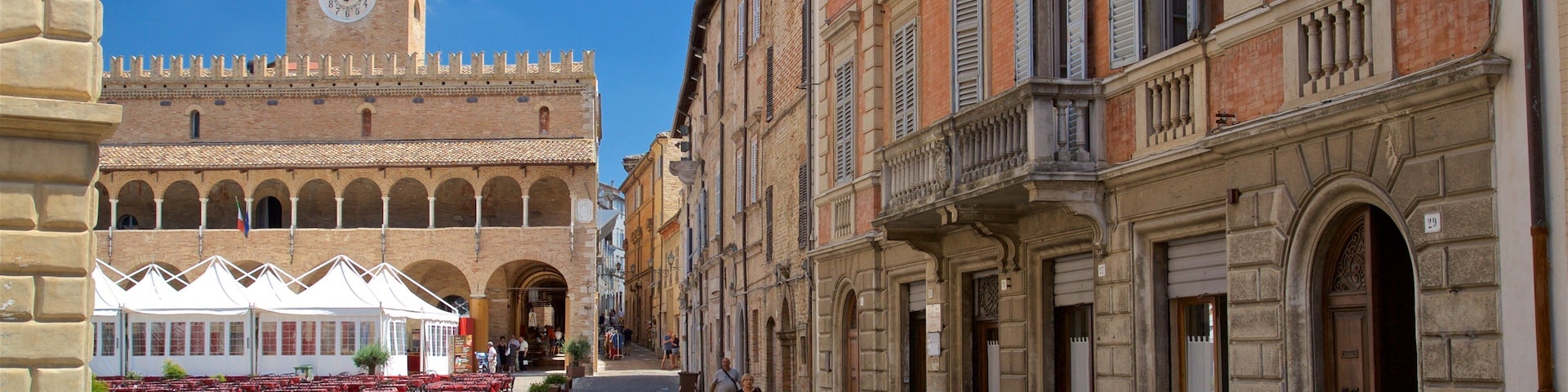 Offida featuring heritage architecture