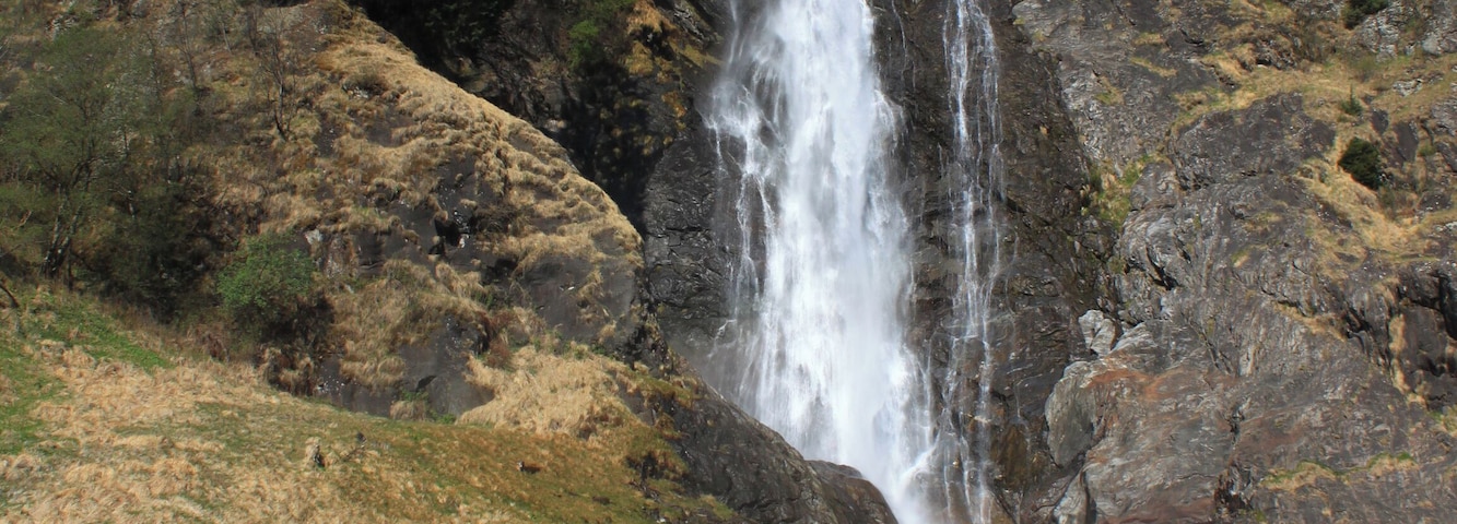 This media shows the protected natural monument with the ID 062_G01 in South Tyrol.