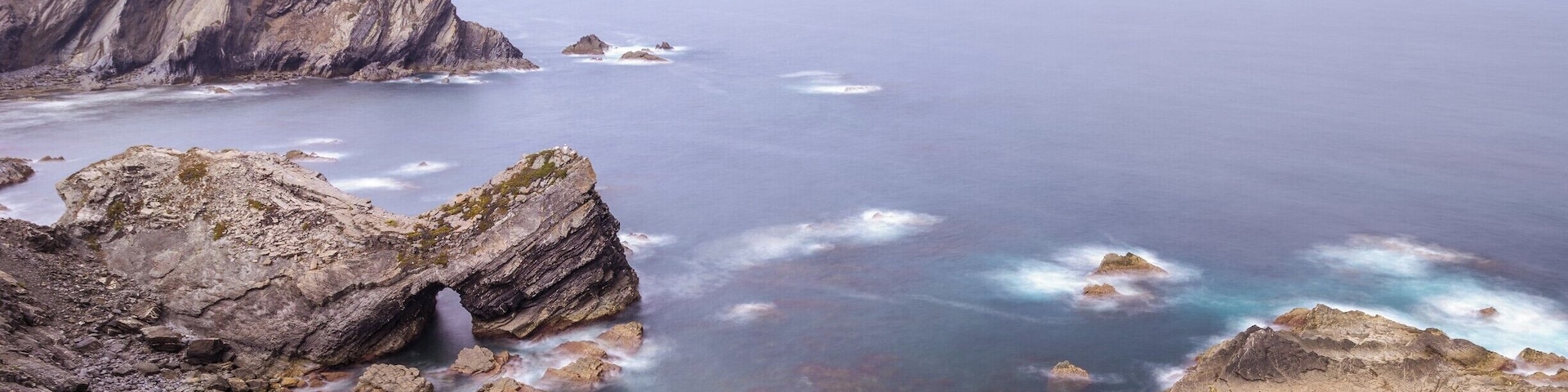 While walking in the Costa Vicentina tracks you can get those outstanding views!
(Credits on the localization to Brendan van Son: #BVStrove)