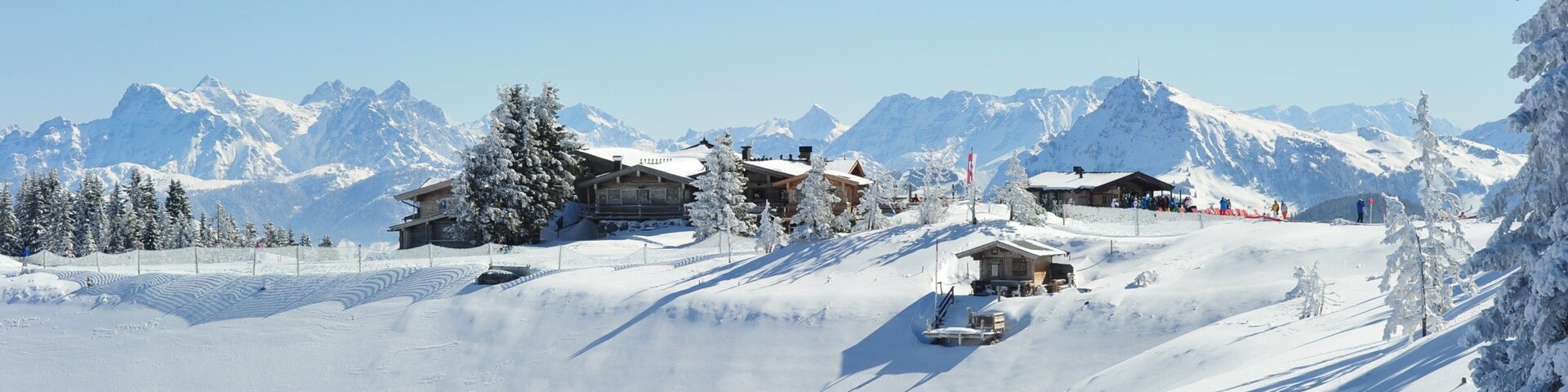 Brixen im Thale showing snow