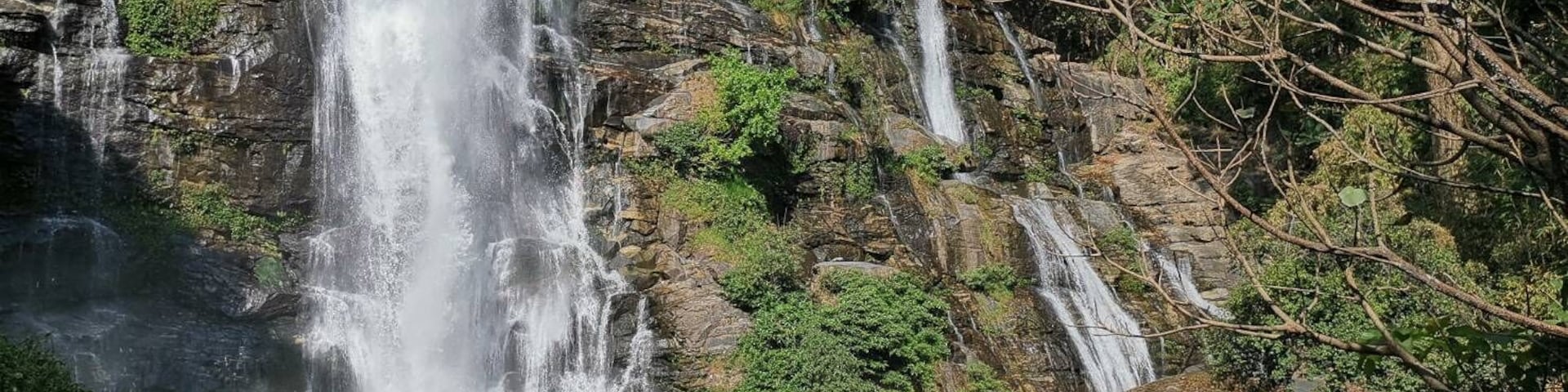 Wachirathan Waterfall in Chiang Mai. When water splashes down, a beautiful stream of rainbow is seen :) Lovely.
#LifeAtExpedia