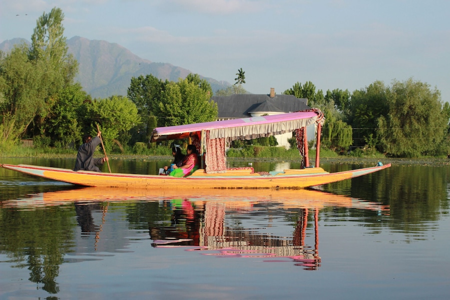 The shikara at the Nigeen lake.