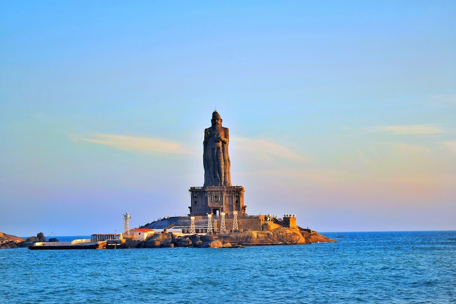 One with the south most part of india.
Sunset at Kanyakumari.
#bruisedpassports
