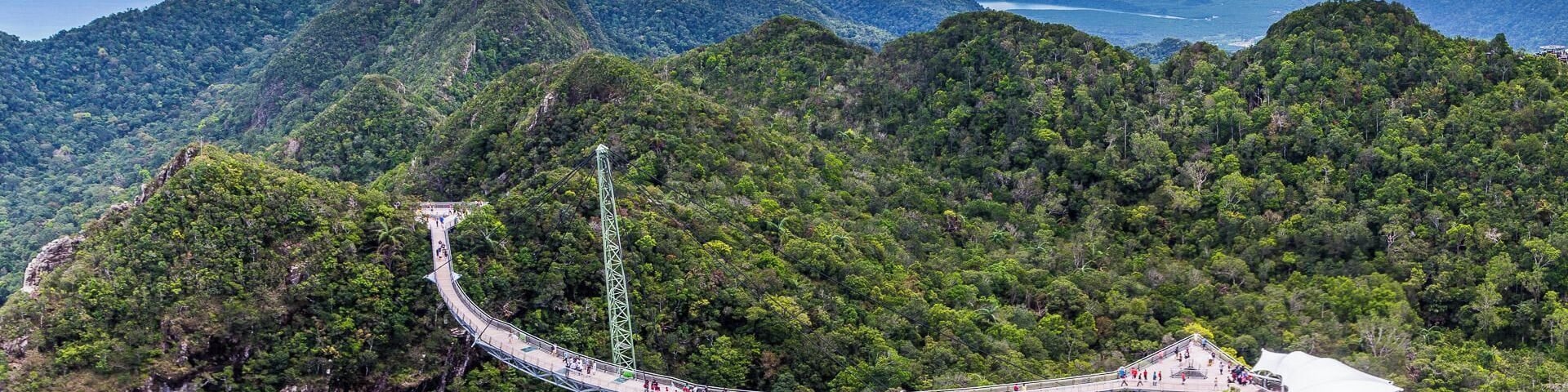 Famous Sky Bridge serving as lookout on Langkawi Island. This bridge is accessible by cableway.
#malaysia #langkawi #bridge #lookout