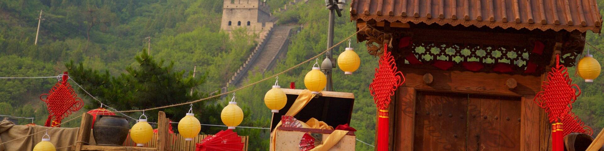 Great Wall of China which includes a monument and heritage elements