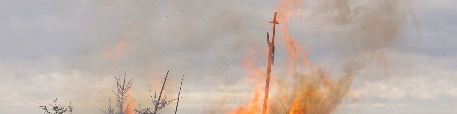 Personality rights Personality rights warningAlthough this work is freely licensed or in the public domain, the person(s) shown may have rights that legally restrict certain re-uses unless those depicted consent to such uses. In these cases, a model release or other evidence of consent could protect you from infringement claims. Though not obliged to do so, the uploader may be able to help you to obtain such evidence. See our general disclaimer for more information.