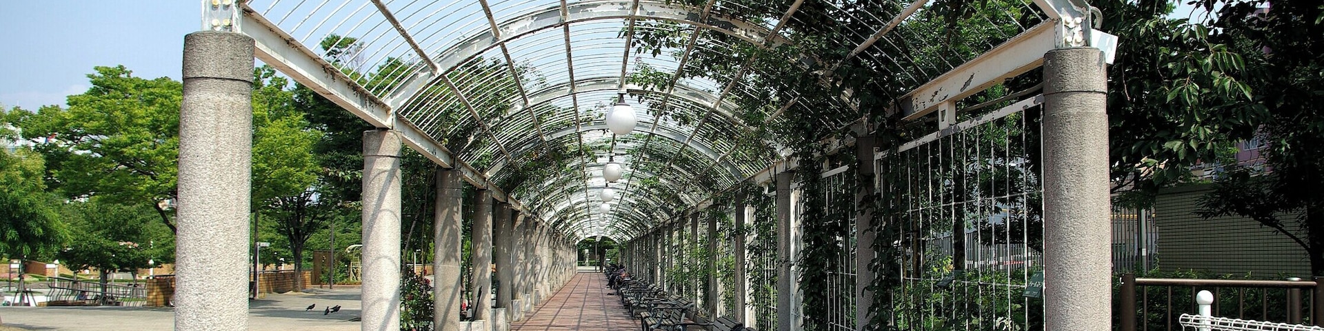 One-point perspective. Tennoji Park, Osaka, Japan.