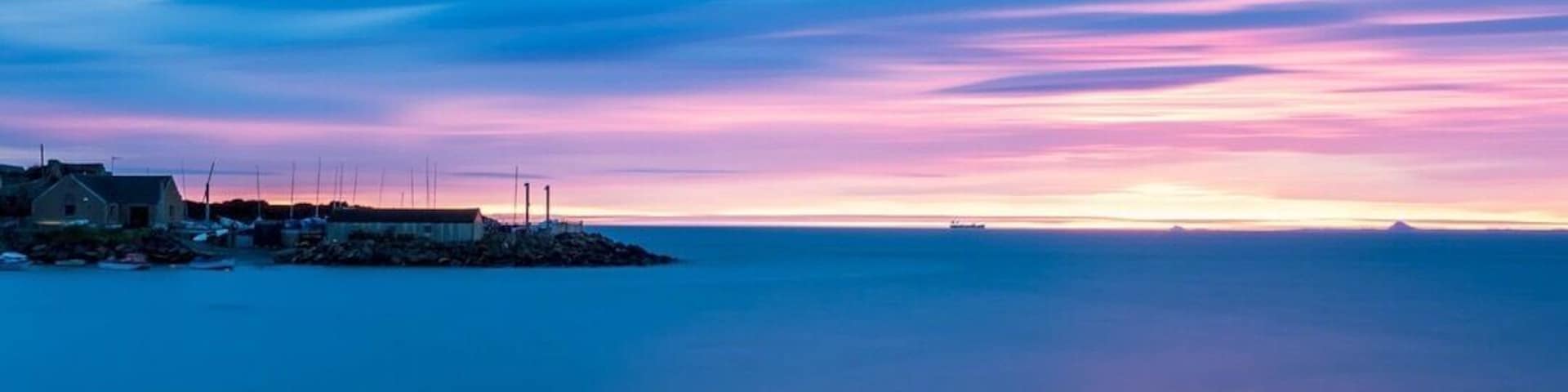Sunrise by the RNLI station in Kinghorn #BVstrove