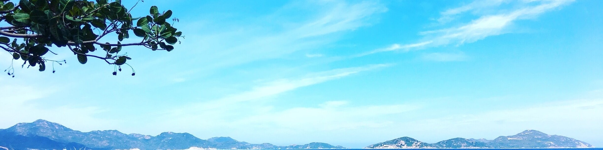 Summer sea.
Along to coastal road from Ninh Thuan to Khanh Hoa province (Vietnam), you will catch many such beautiful and wild beaches. Just drop in roadside, jump into the sea and feel the waves slapping...Thats exactly what i did as seeing it
Such a wonderful moment!!!!