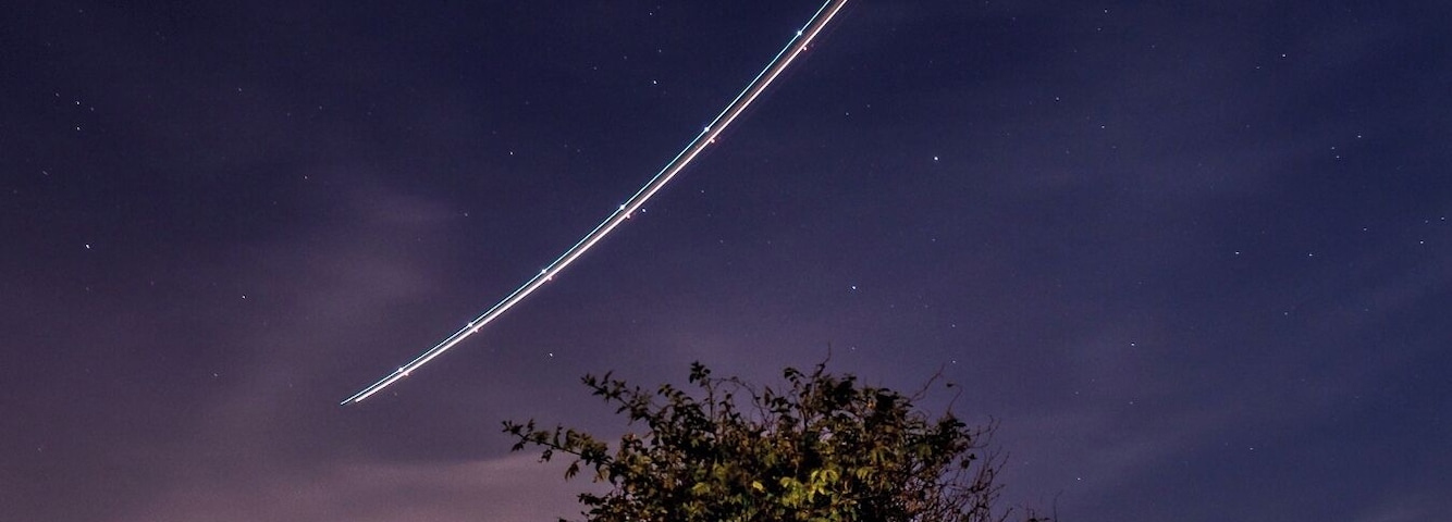 UFO????
No,no, an Airplane ;)
#BVStrove #BVStrover #photography #night #stars #Belgium