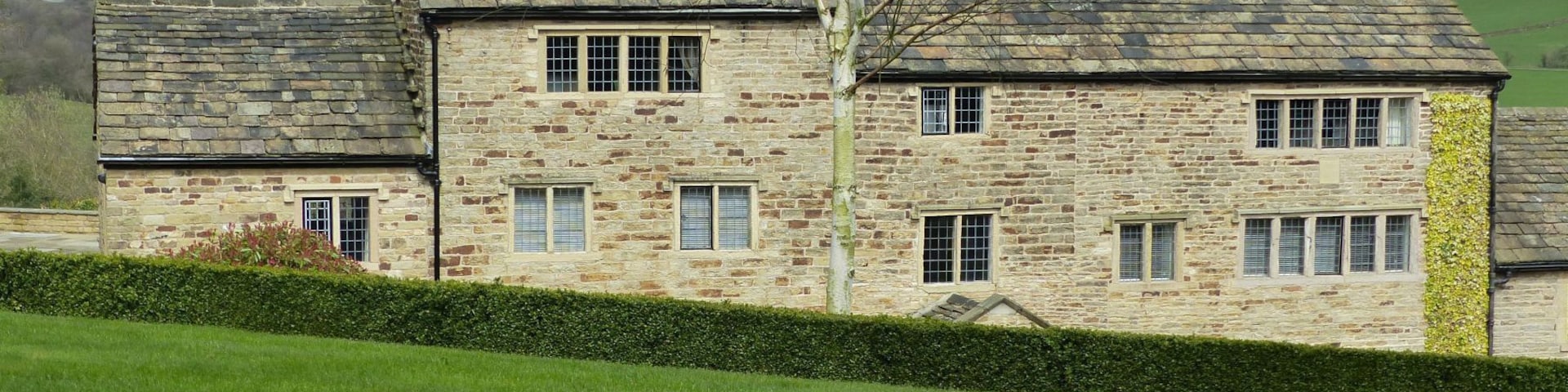Grade II listed building in New Mills parish, Derbyshire.