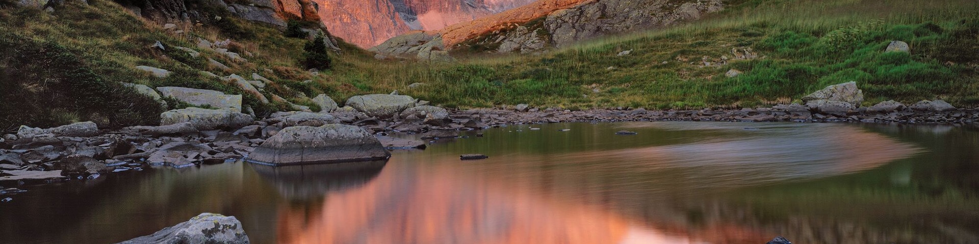 Fuji Velvia 50 6 sec f32 1/3 Schneider 110mmF5.6 Super Symmar XL + Lee 0.9 Neutral Density Grad Soft Date: 27 August 2011 Scanner: Flextight X5