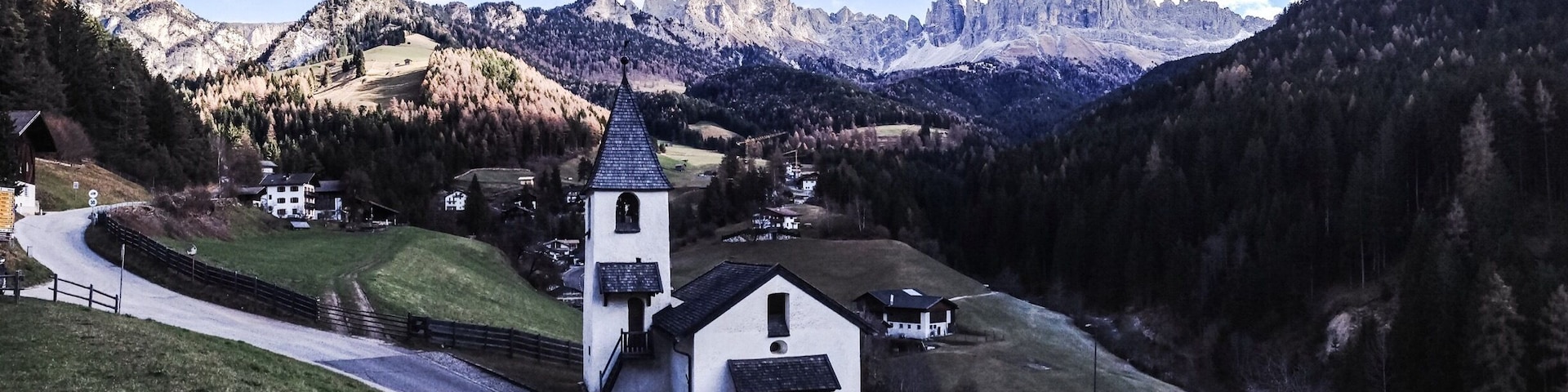 #dolomites #Italy #StCiprian #Tires