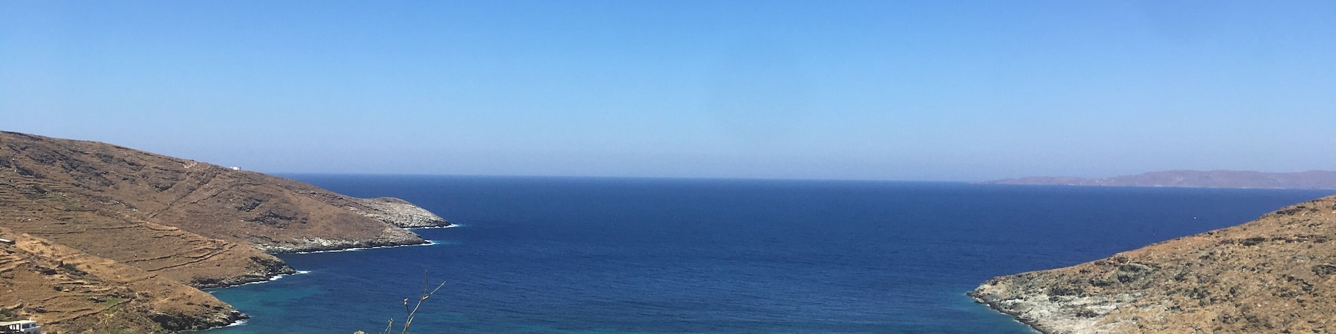 A beautiful beach with a very good restaurant 
#greece
#serifos