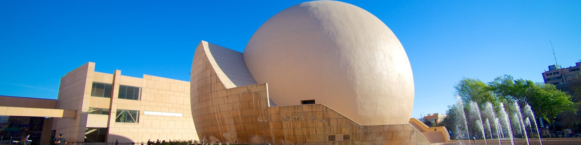 Centro Cultural Tijuana featuring a square or plaza and modern architecture