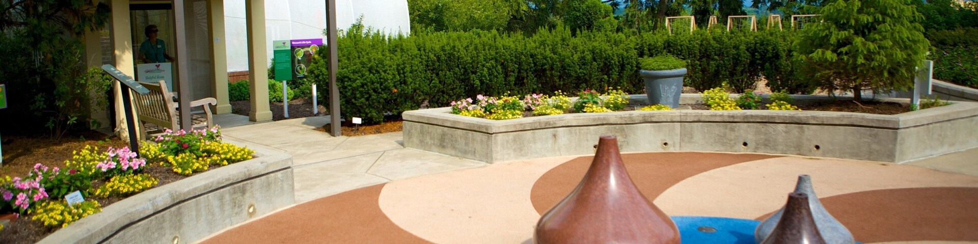 Hershey Gardens mostrando arte ao ar livre