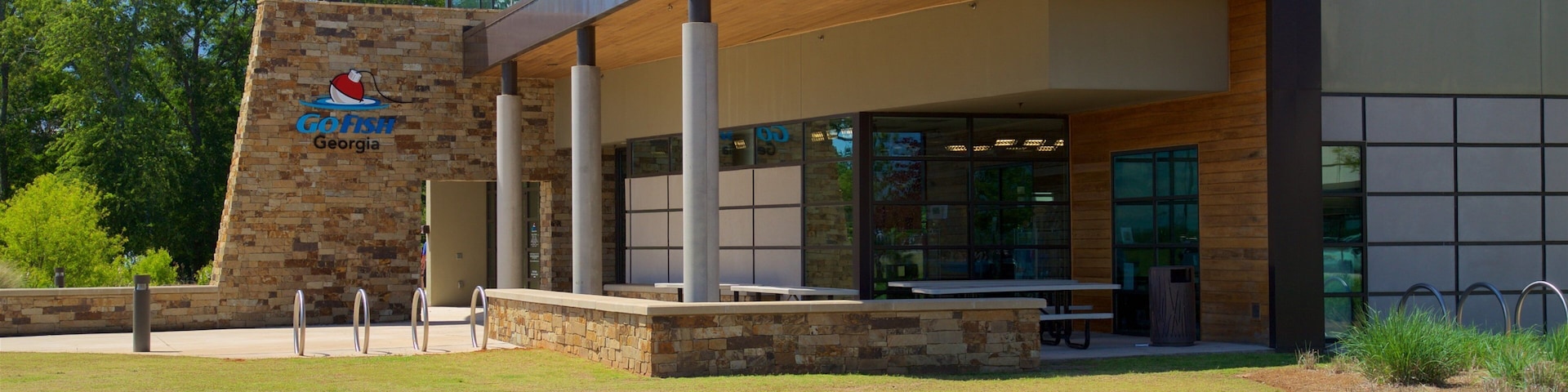 Go Fish Education Center which includes a garden