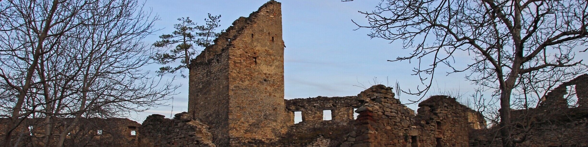 The remains of the fortress overlooking the small town of Saschiz