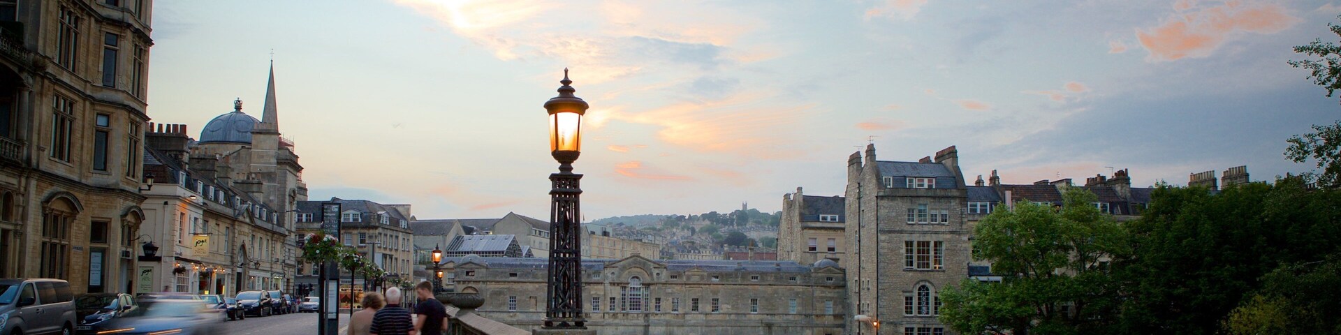 Ponte Puelteney mostrando uma ponte, elementos de patrimônio e arquitetura de patrimônio