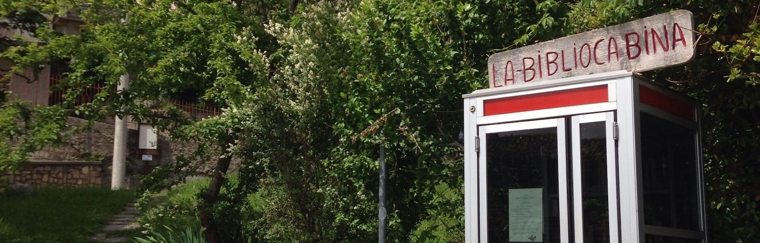 Free street library with nice seating area, fresh water all @800 meters above sea level.