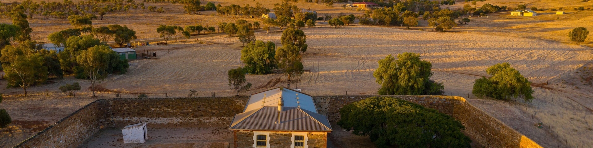 Burra featuring tranquil scenes, heritage architecture and landscape views