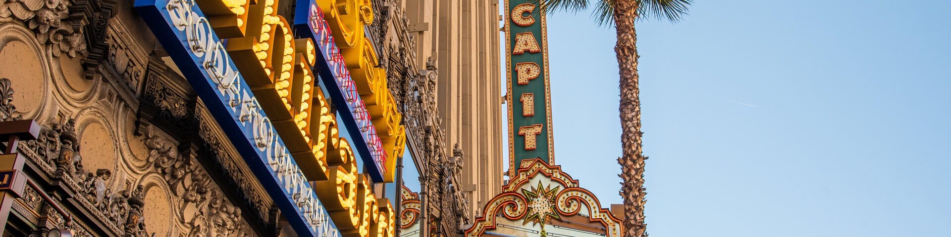 El Capitan Theatre featuring signage