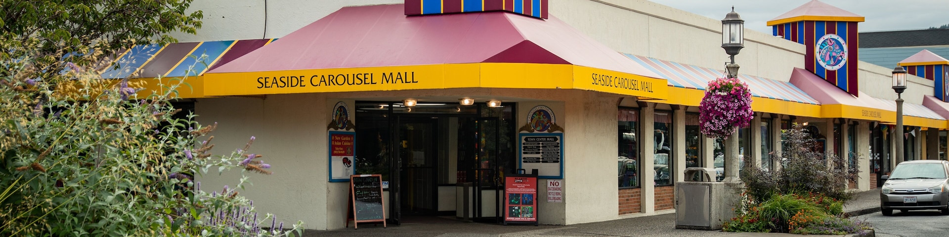 Seaside Antique Mall