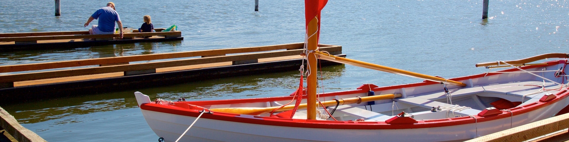 Parque Estadual de Devil\'s Lake que inclui canoagem