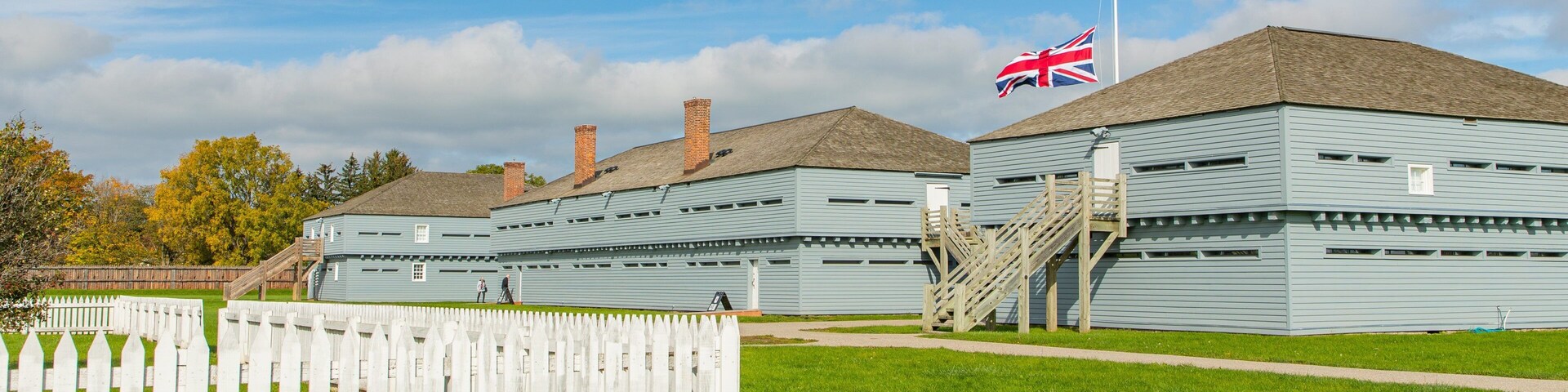 Fort George National Historic Site which includes a small town or village and heritage elements