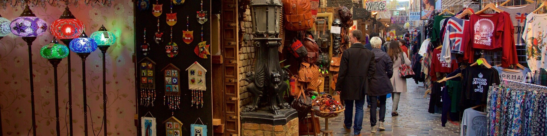 Camden Markets showing markets, heritage architecture and shopping