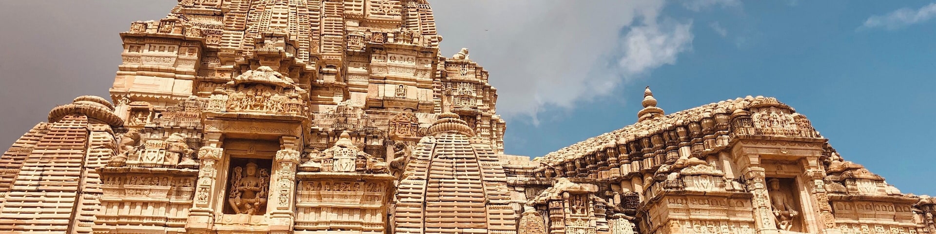 Chittorgarh fort, Rajasthan-India. Amazed by the wonderful Indo-Aryan style architecture and beautiful carvings on temples of Chittorgarh! Must visit for its rich history and architecture