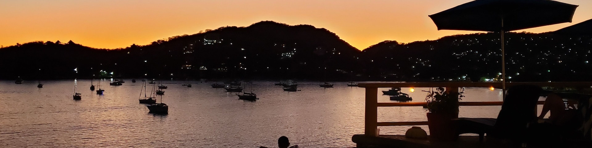 Serene Sunset
The golden glow of the setting sun highlights the many sail boats in Zihuatanejo Bay. Thus week is Zihua Sailfest, where the boats come once a year and offer sail and music cruises for donations to local schools. Last night was the Sail Parade to Ixtapa and back, this week Music and Sunset cruises.
All proceeds go to the schools and they hope to beat last years $7,000 donation.