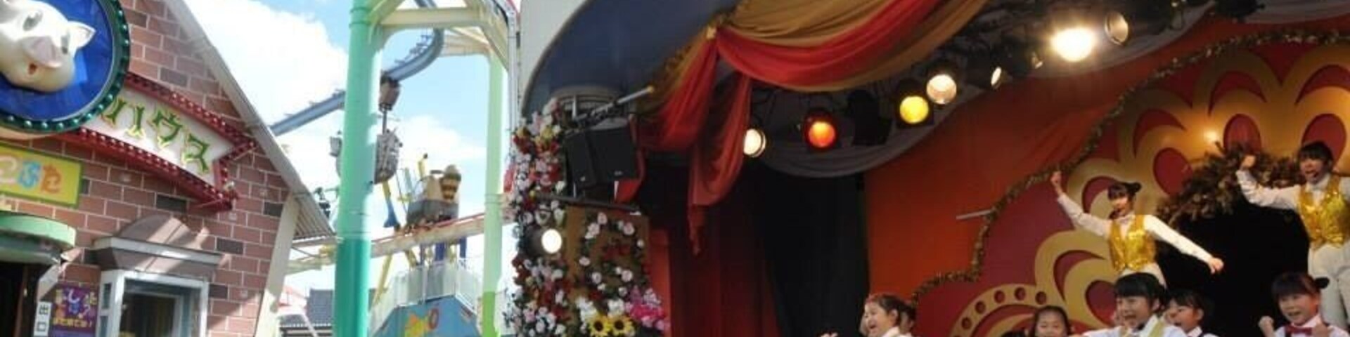 The oldest amusement park in Japan, Hanayashiki is nestled in downtown Tokyo in Asakusa. View of Skytree and a very fun spot for kids and grown ups!