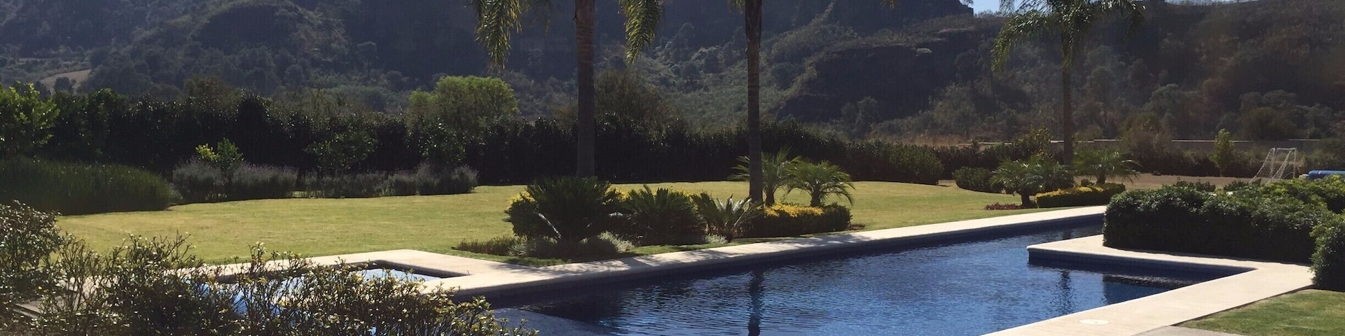 Amazing market, beautiful church, picturesque mountains #MEX #malinalco