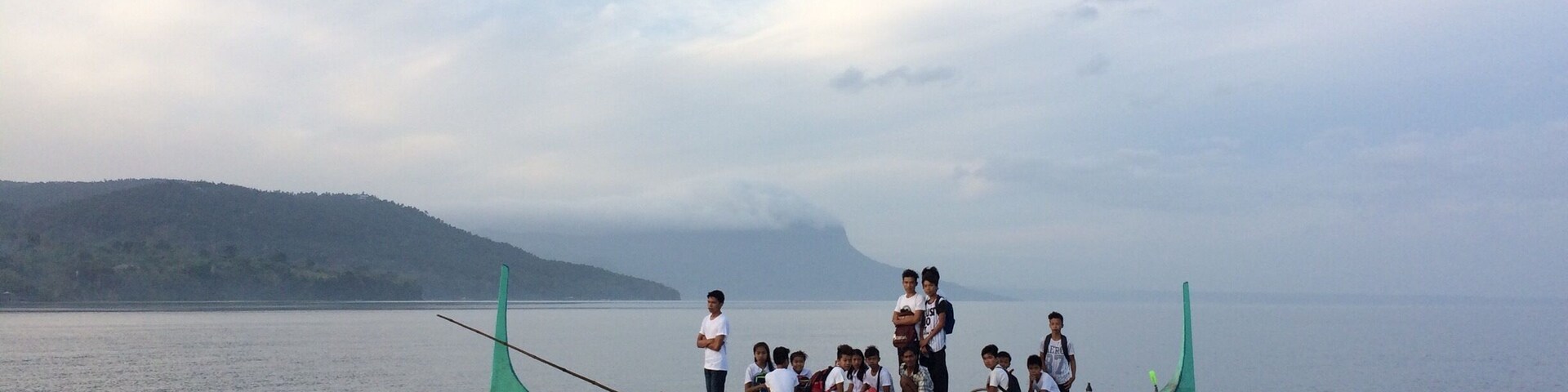 Early morning on the lake 🐠