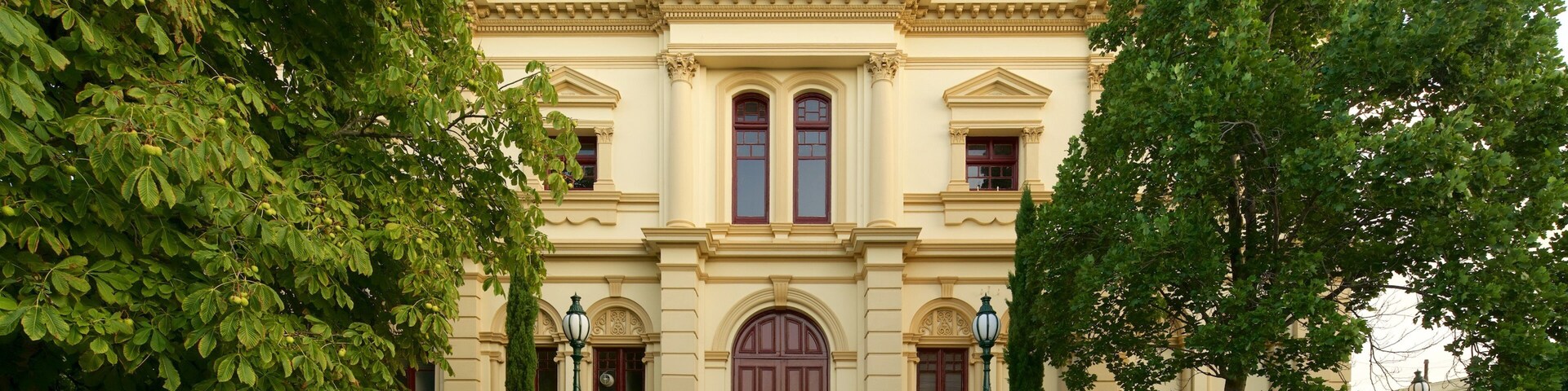 Albert Hall Convention Centre featuring heritage architecture