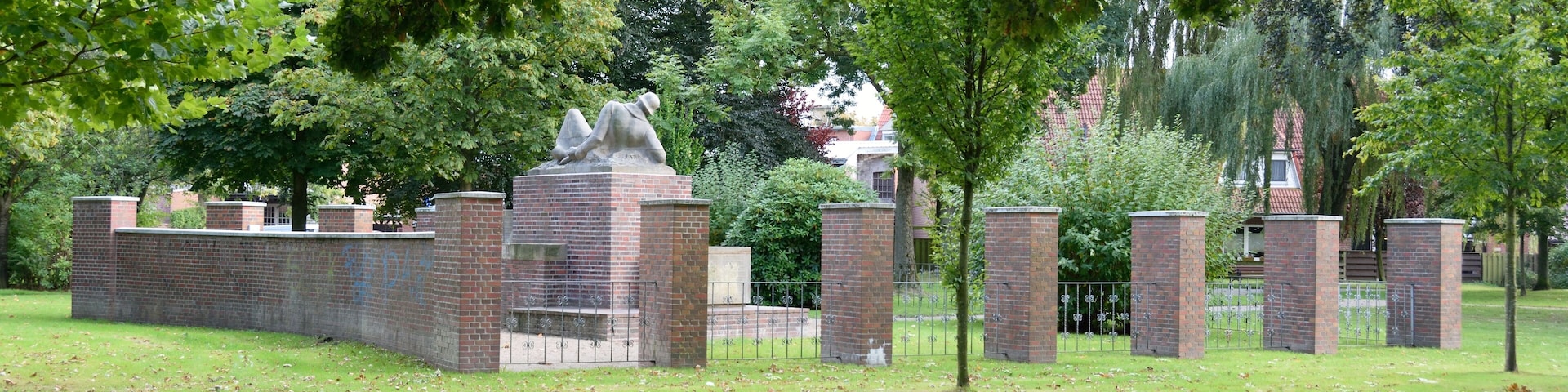 Impressionen aus dem Stadtpark Wilster Ehrenmal