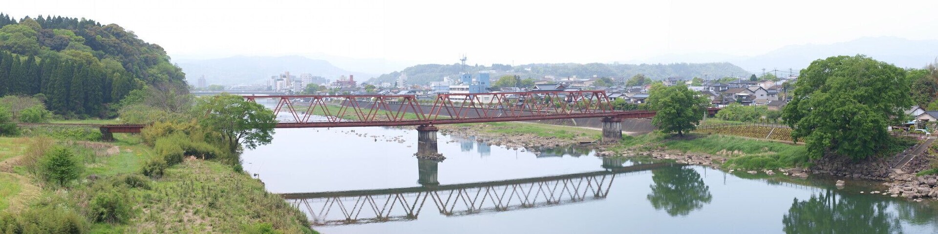 球磨川にかかる肥薩線の鉄橋 Railroad Bridge of Hisatsu Sen