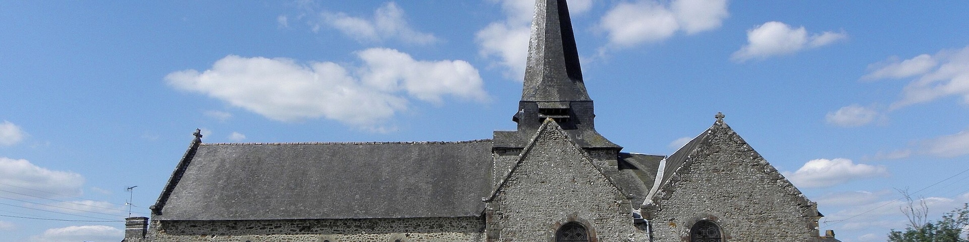Église Saint-Martin de Cigné, commune d'Ambrières-les-Vallées (53).