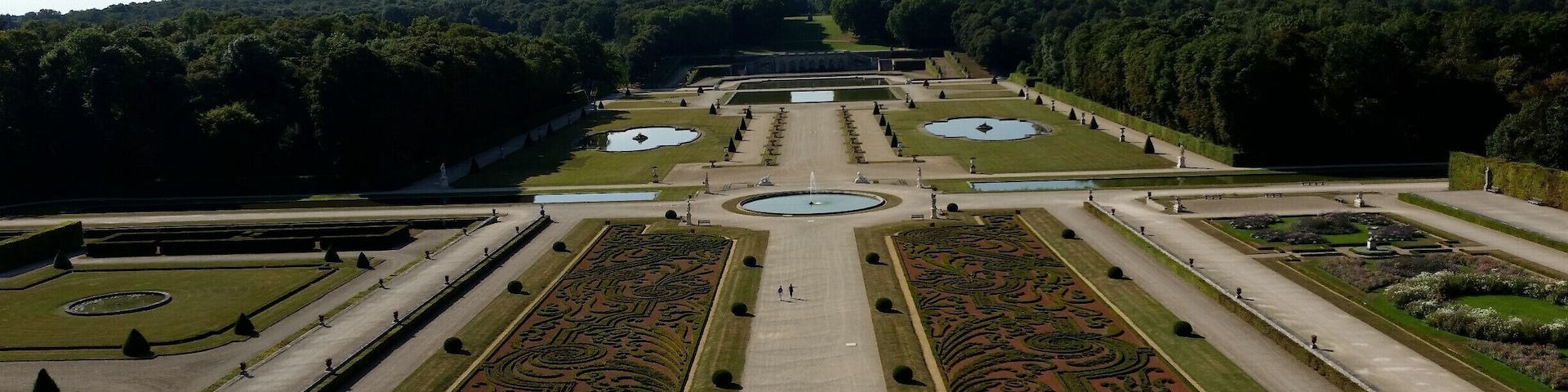 The mall in the back of the Chateau. There was an nominal admission fee to go to the top level, but it's a very nice view.
