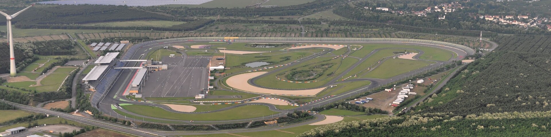 Bilder von den Lausitz Luftsport- & Techniktage 2013 am Flugplatz Schwarzheide-Schipkau