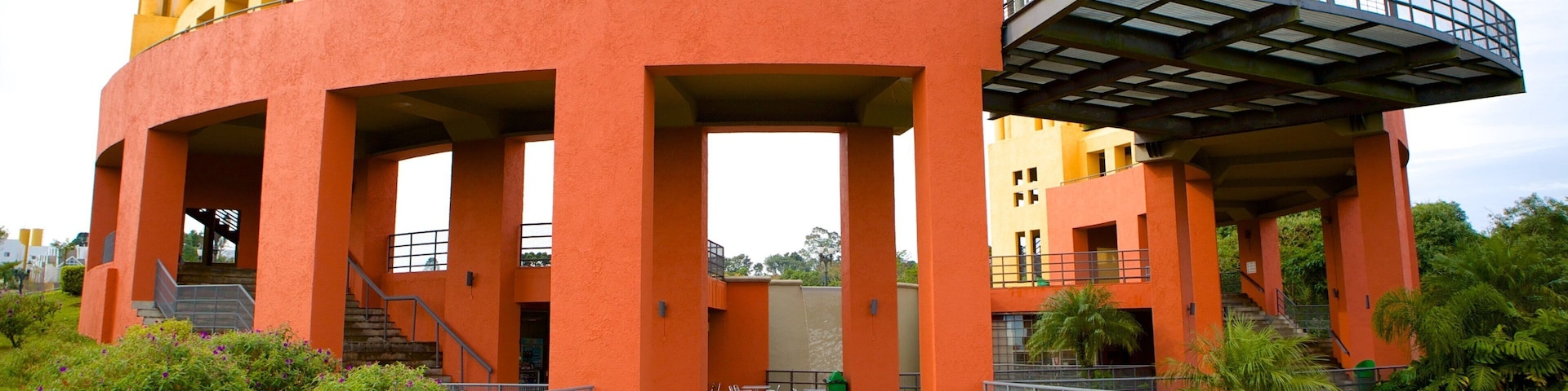 Parque Tanguá caracterizando arquitetura moderna