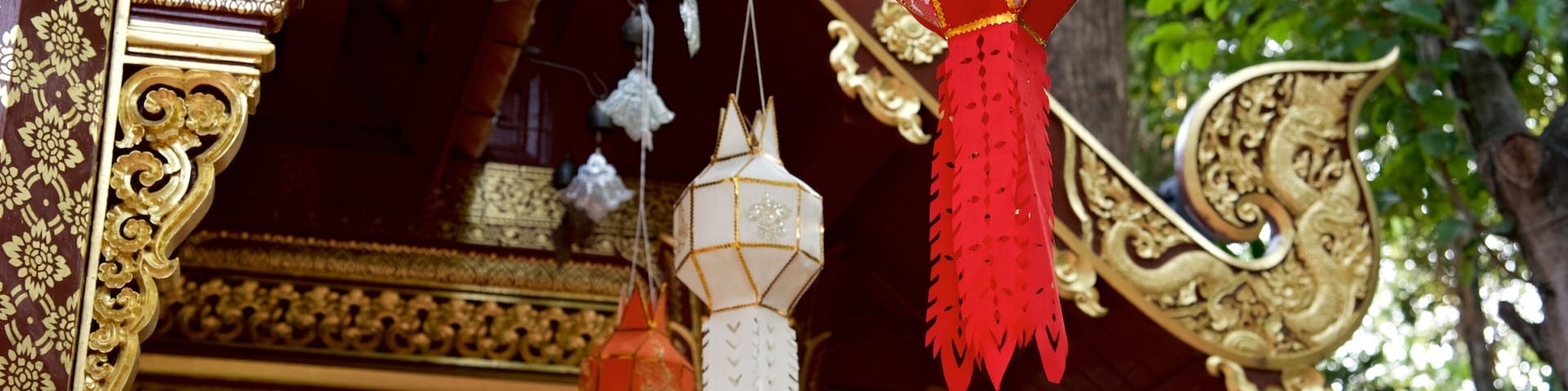 Wat Phra Singh caracterizando um templo ou local de adoração