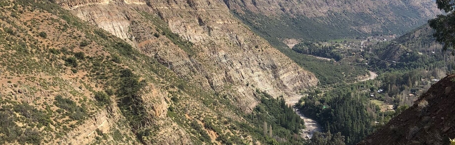 Horse riding in Cajón del Maipo, higly recommended.