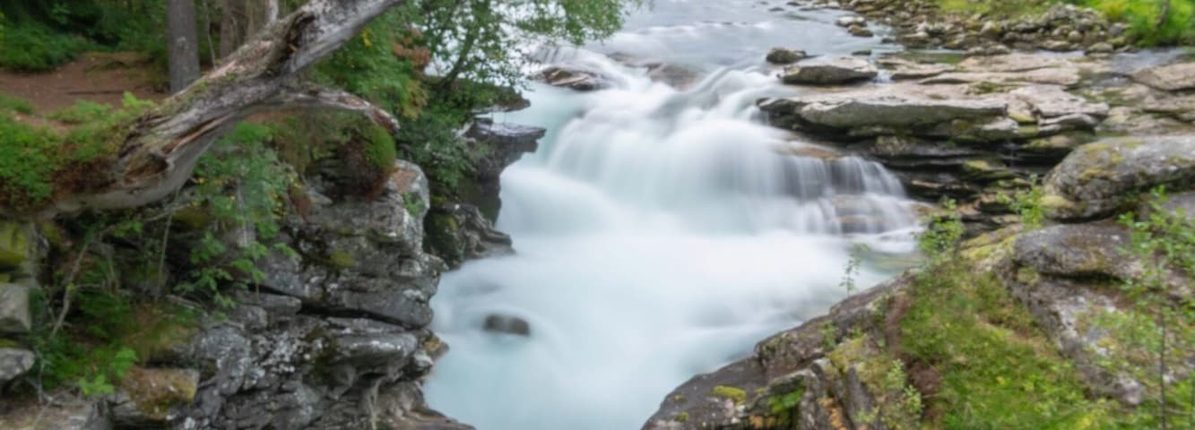 Viewing point before crossing on Geiranger-Trollstigen scenic route.