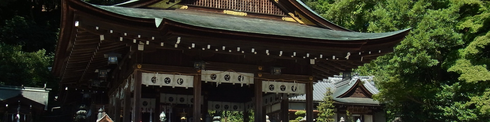 近江八幡市にて 日牟禮八幡宮の拝殿 Himure-hachiman-gū 2012.8.26