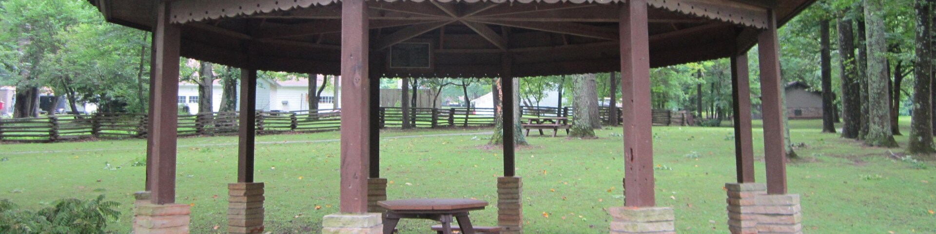 Lincoln Memorial Park caracterizando um jardim